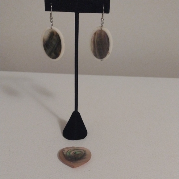 unmarked | Jewelry | Vintage Mop Pierced Earrings With Heart Shaped ...